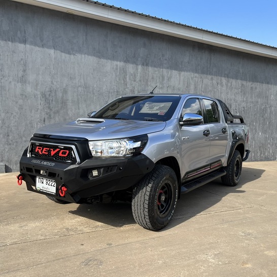 Toyota Hilux Revo 2.4 Prerunner E Double Cab 4 Doors | gurumalist
